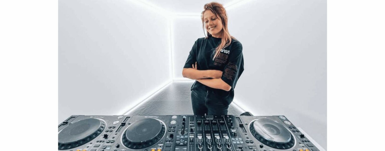 Les 12 DJ femmes les plus connues en 2025